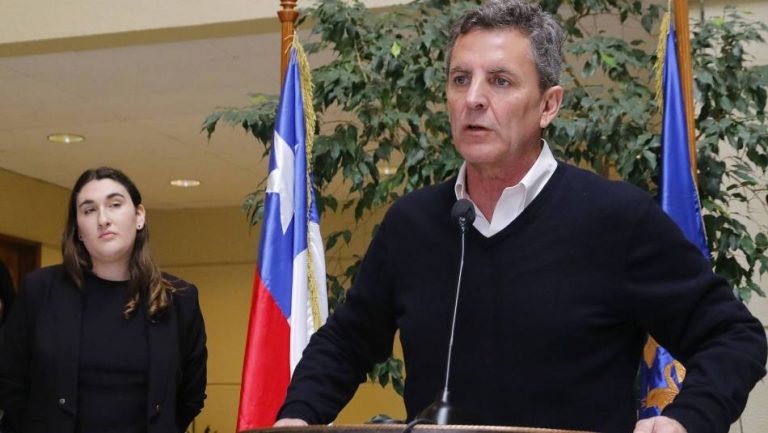Diputado Gonzalo de la Carrera en picada contra Emilia Schneider: “Me ... Diputado Gonzalo de la Carrera en picada contra Emilia Schneider: “Me ...